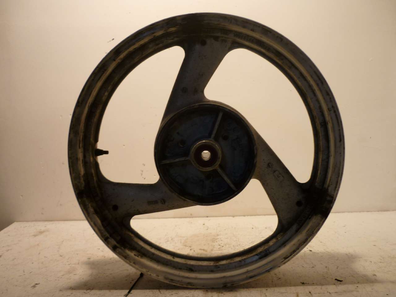 Rear wheel Yamaha FZR 600 1992-1994 | Motorparts-online.com